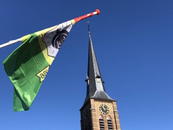 Patrick Manders is de 53e Prins der Krulstarte! - Carnavalsvereniging ...